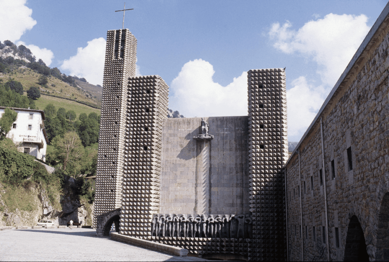 From Bilbao: Elorrio, Oñati, and Sanctuary of Arantzazu Tour - Authentic Experiences and Practical Tips