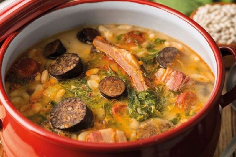 From Bilbao: Villages of Cantabria Private Tour with Lunch - Key Points