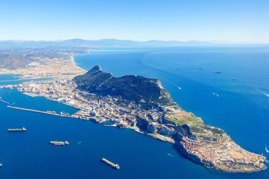 From Cadiz/El Puerto/Jerez: Gibraltar Sightseeing Day Trip - A Comprehensive Look at the Gibraltar Day Trip