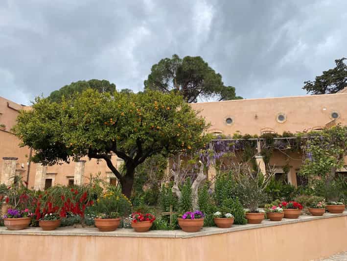 From Chania: Zorbas Beach, Agia Triada, Allies War Graves - Key Points