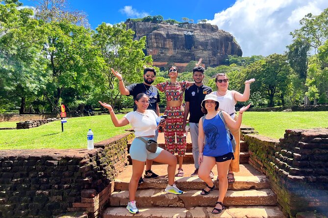 From Colombo to Sigiriya Fortress, Dambulla & Minneriya Safari - Key Points