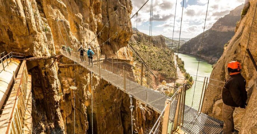 From Costa del Sol & Malaga: Caminito del Rey Guided Tour - Itinerary Breakdown: What You Can Expect
