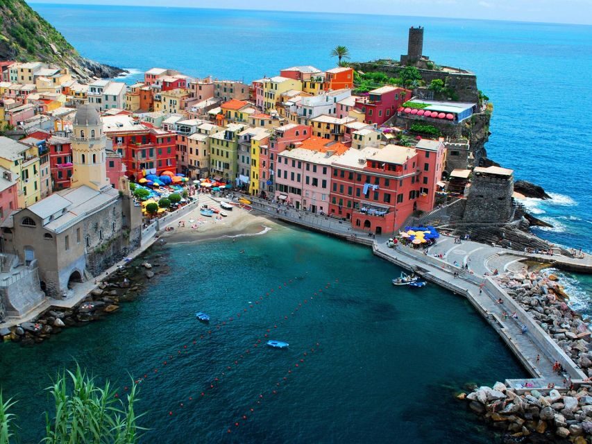 From Florence: Cinque Terre Day Trip with Lunch - The Experience on the Ground