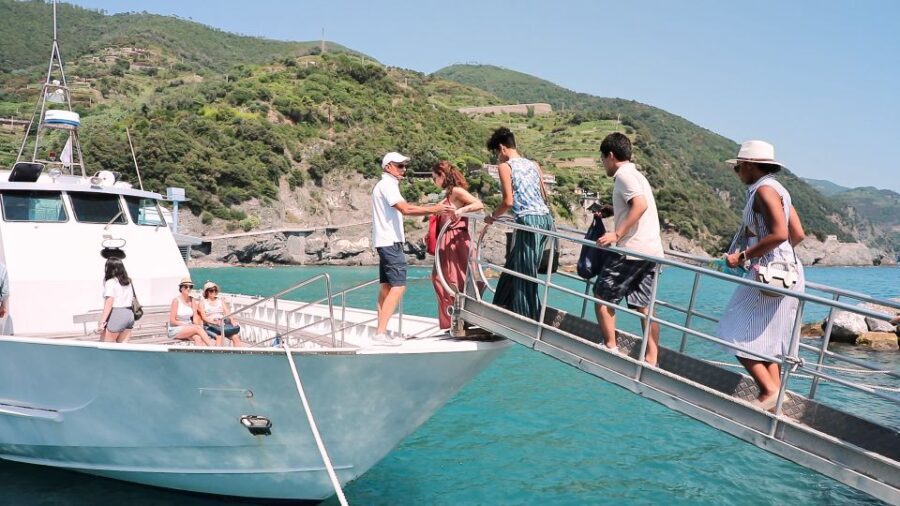 From Florence: Cinque Terre Day Trip with Optional Lunch - Transportation – Comfort and Convenience