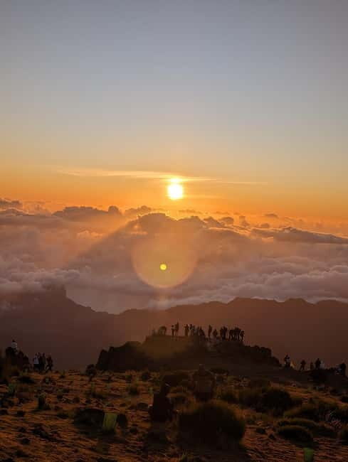From Funchal: Pico Arieiro Sunrise with Optional Breakfast - The Experience in Detail