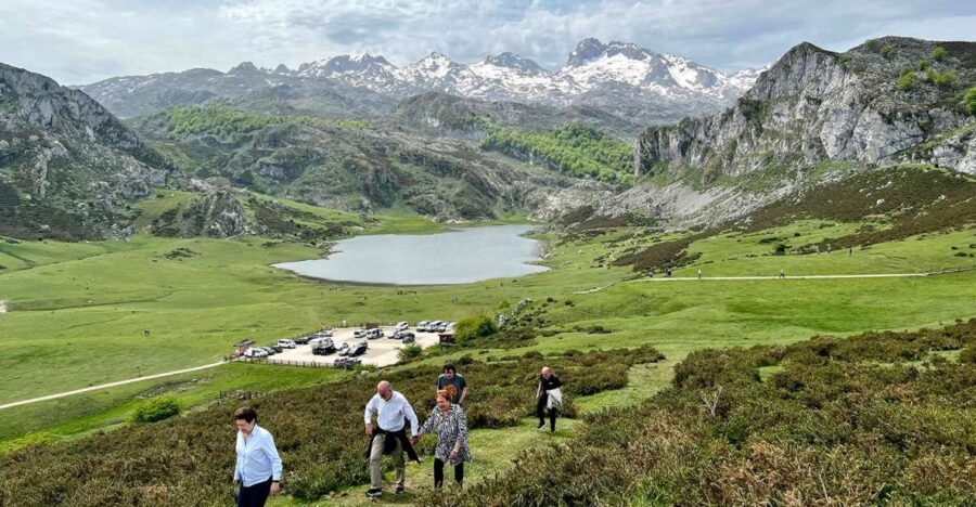 From Gijón or Oviedo: Covadonga Lakes & Sanctuary and Cangas - What You’ll Love About This Tour
