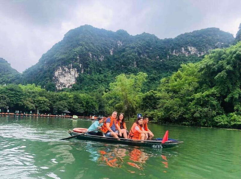 From Hanoi: Luxury Ninh Binh tour with lunch and cycling - Key Points