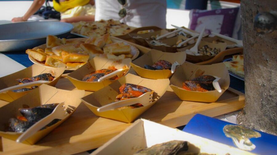 From La Spezia: Cinque Terre Boat Trip with Food Tastings - Food Tastings and Cultural Flavors