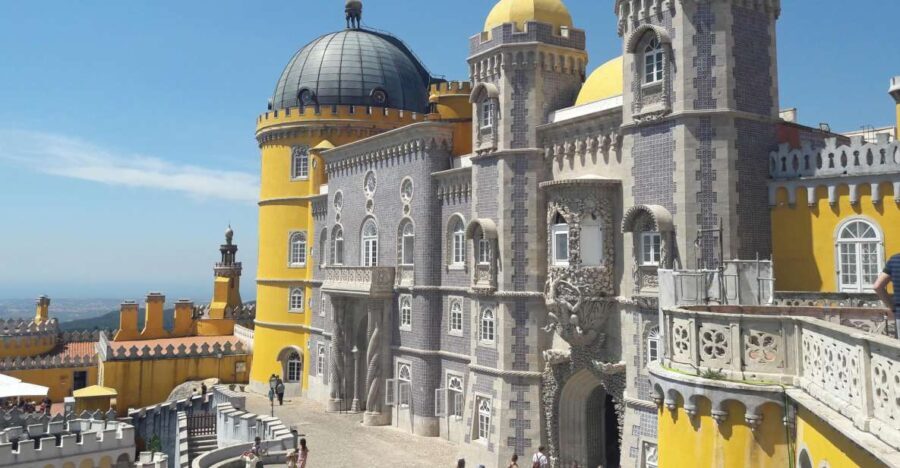 From Lisbon: Enjoy sintra monumets PRIVATE tour - Who Should Consider This Tour?