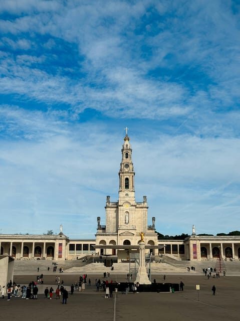 From Lisbon: Fátima, Nazaré & Óbidos with a Local Guide - What Sets This Tour Apart
