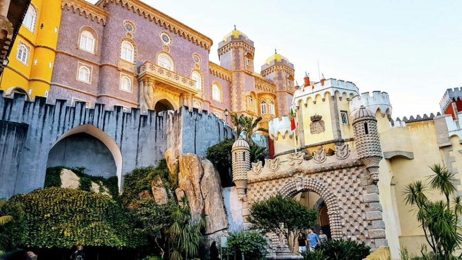 From Lisbon: Half-Day Sintra and Cascais Tour - Who Should Consider This Tour?