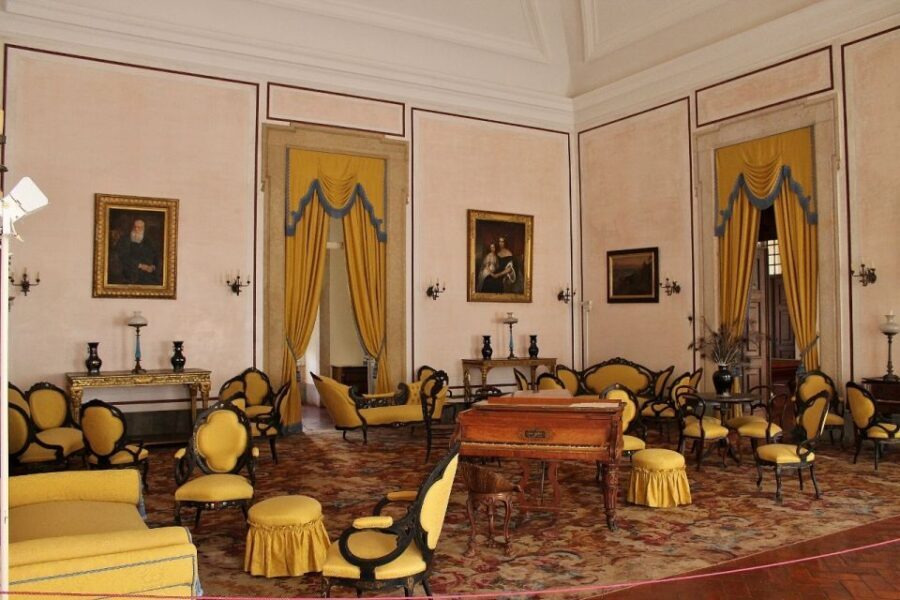 From Lisbon: Óbidos and Mafra Palace Private Tour - Unique Experiences and Practical Details