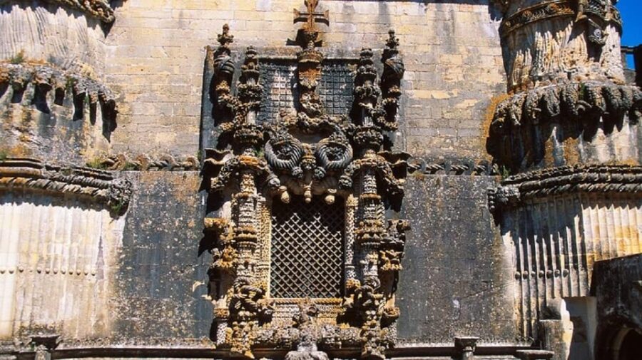 From Lisbon: Tomar and Almourol Castle Day Trip - The Value of a Private, Guided Day