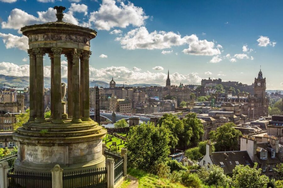 From London: Day Trip to Edinburgh by Rail with Castle Entry - Analyzing the Value and Experience