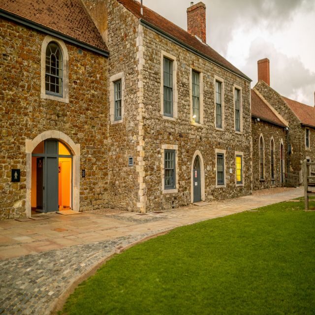From London: Dover Castle and White Cliffs Tour by Car - Practical Details and Tips