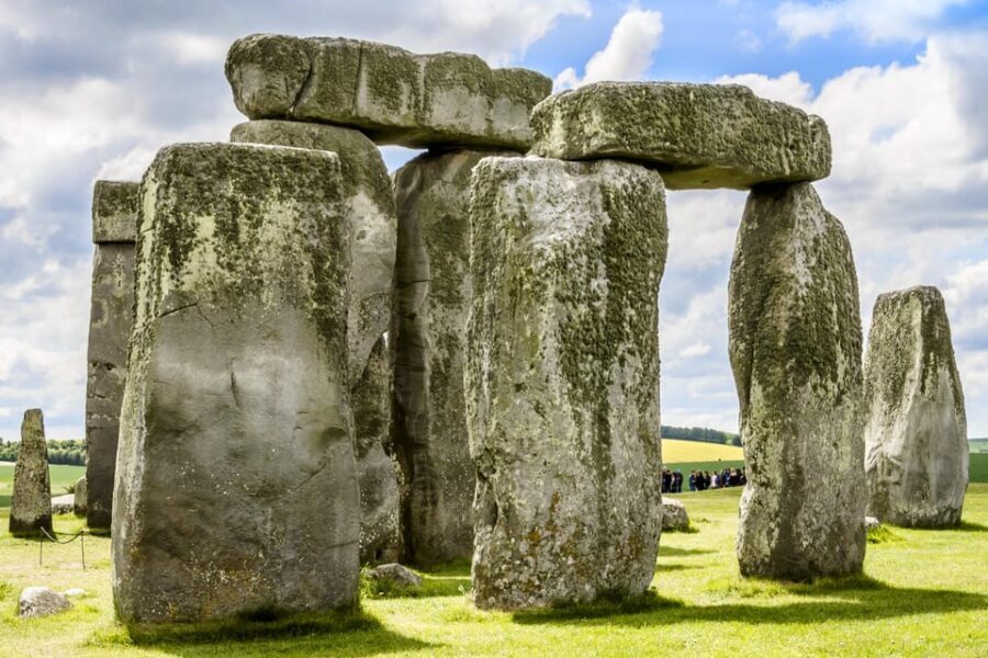 From London: Small Group Stonehenge, Bath & Cotswolds Tour - Authentic Experiences & Real Traveler Insights
