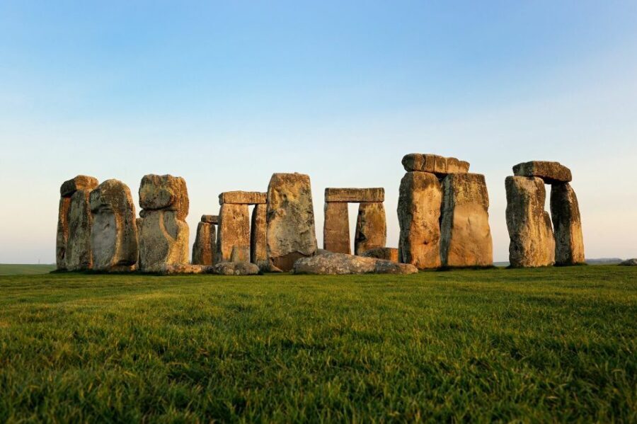 From London: Stonehenge and Bath Full-Day Tour - Transport, Guides, and Overall Value