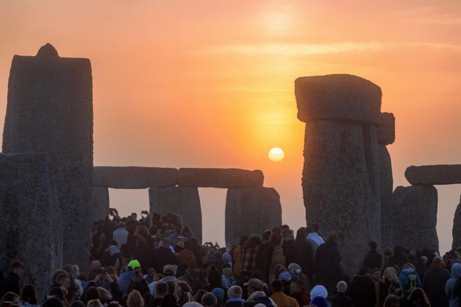 From London: Stonehenge Summer Solstice Sunrise Tour - Practical Tips for Participants