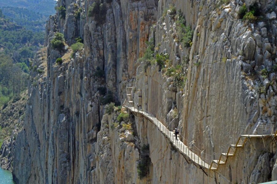 From Malaga: Caminito del Rey and Lake Swimming Private Tour - An In-Depth Look at the Caminito del Rey Private Tour