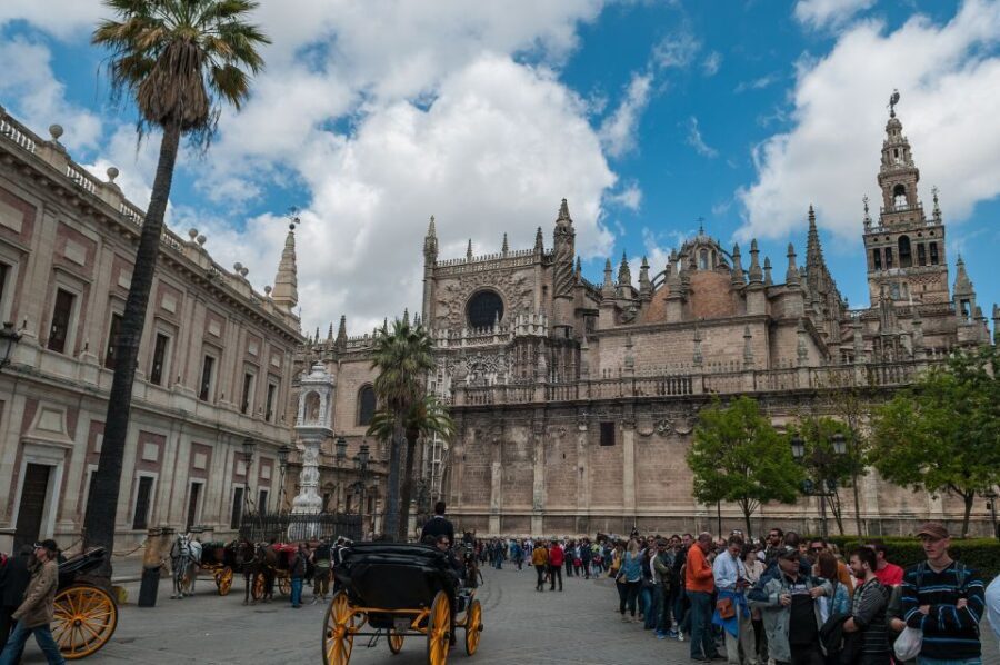 From Malaga: Private Seville, Alcazar and Cathedral Day Trip - The Itinerary Breakdown: What to Expect