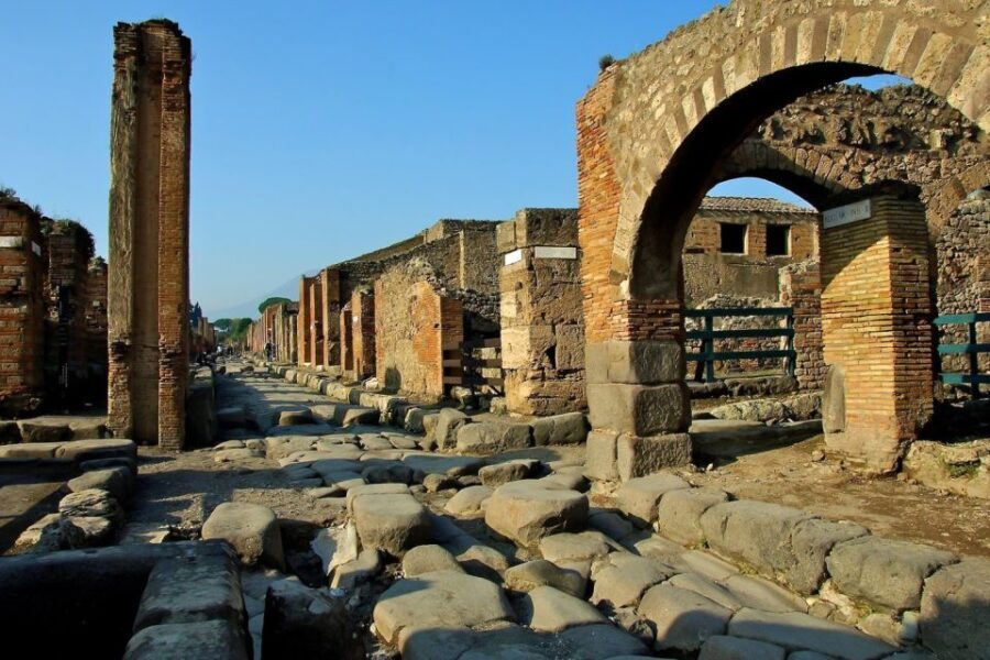 From Naples: Pompeii Skip-the-Line Entry Ticket and Tour - The Experience for Different Travelers
