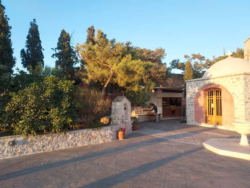 From Oia & Thera: Santorini Villages Guided Tour with Pickup - What the Tour Means for Travelers
