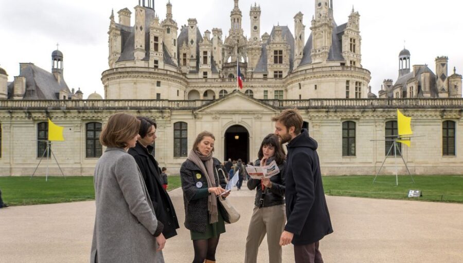 From Paris: Loire Valley Castles Tour with Hotel Transfers - Château de Chambord: The Renaissance Magnificence