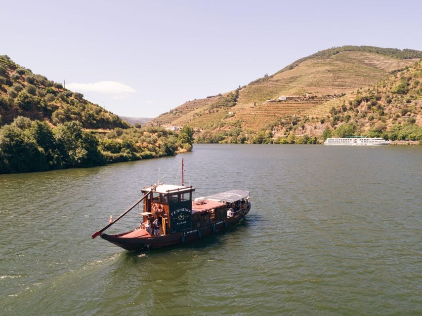 From Pinhão: Douro Valley Rabelo Boat Tour with Audio Guide - The Itinerary: What You Can Expect