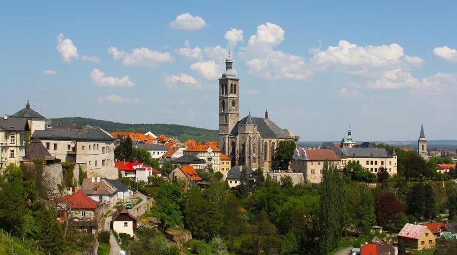 From Prague: Kutna Hora Day Trip with Local - Starting Out: Convenience & Customization