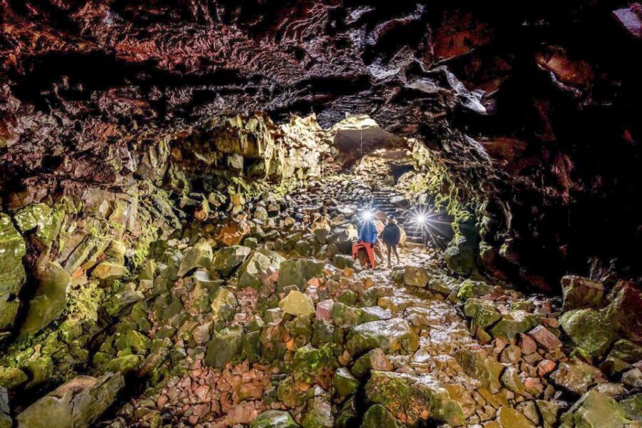 From Reykjavik: Raufarhólshellir Lava Tunnel by Bus - Key Points