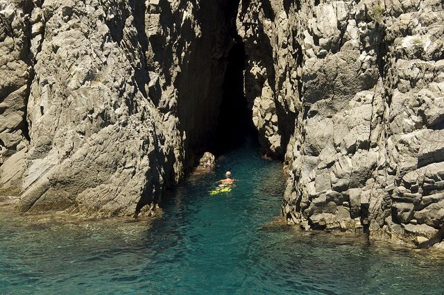 From Rome: Ponza Island Day Trip with Boat Excursion - What Makes This Tour Stand Out?
