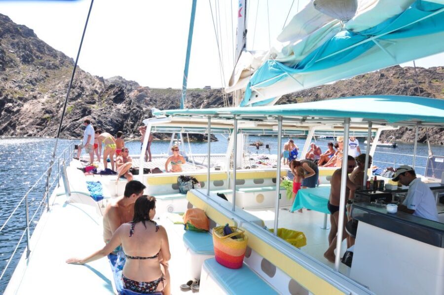 From Roses: Catamaran Cruise Cap Norfeu - Cadaqués - What Travelers Can Expect