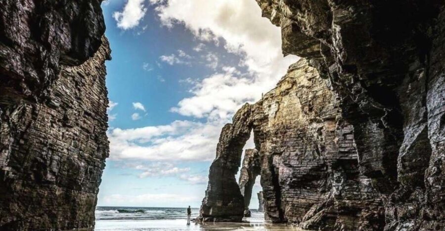 From Santiago: Lugo Ribadeo & Cathedral Beach Full-Day Tour - The Journey to Cathedral Beach