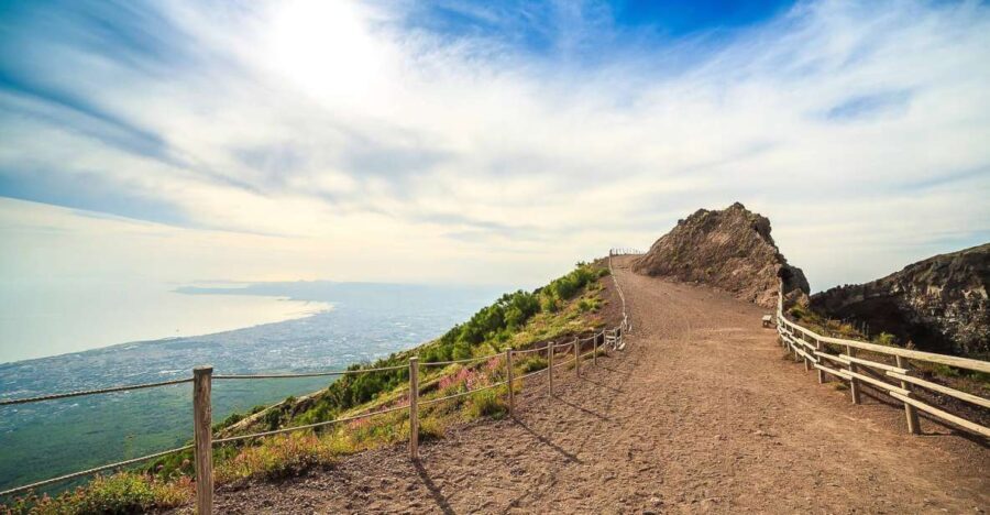 From Sorrento: Pompeii and Vesuvius Tour - What You Can Expect: The Day in Detail