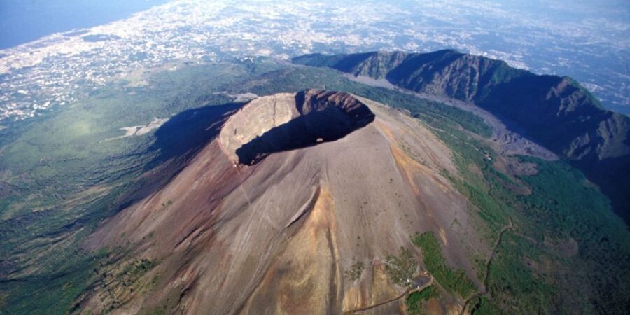 From Sorrento: Semiprivate Vesuvius Tour - An Honest Look at the Tour Experience