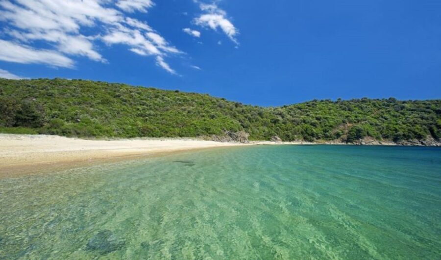 From Thessaloniki: Halkidiki Blue Lagoon Pirate Boat Cruise - Authentic Perspectives from Travelers