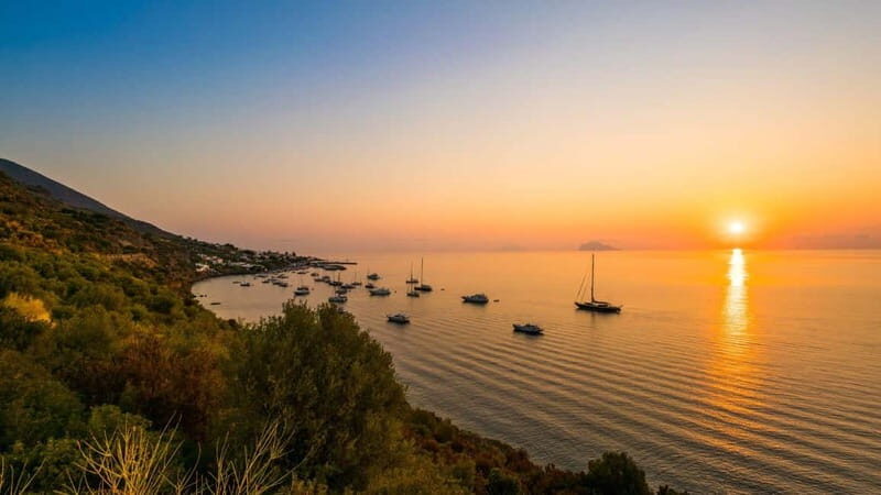 From Tropea: Panarea Island and Stromboli Volcano by Night - What Makes This Tour Valuable