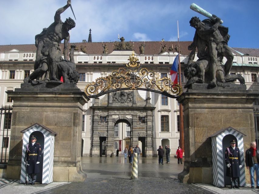 From Vienna: Full-Day Private Trip to Prague - Arrival and the First Sights: Prague Castle and St. Vitus Cathedral