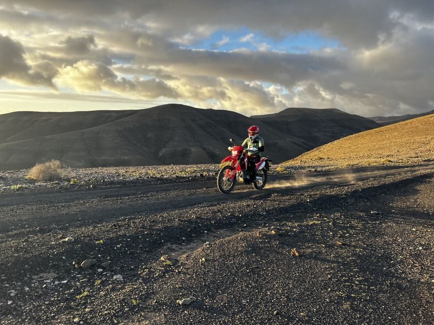 Fuerteventura south: enduro trips on motocycle/lic. B,A1&2,A - Discovering the Off-Road Wilderness of Fuerteventura