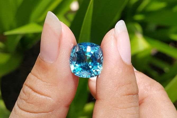 Full-Day Cambodian Gemology Workshop from Siem Reap - An In-Depth Look at the Cambodian Gemology Workshop