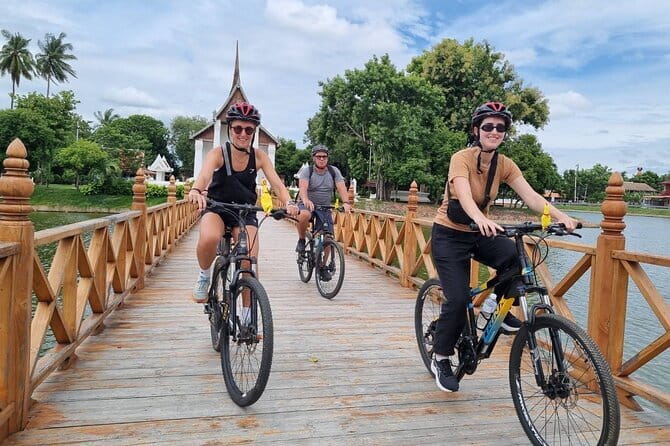 Full-Day Historical Park and Countryside Tour in Sukhothai - Exploring the Full-Day Historical Park and Countryside Tour in Sukhothai