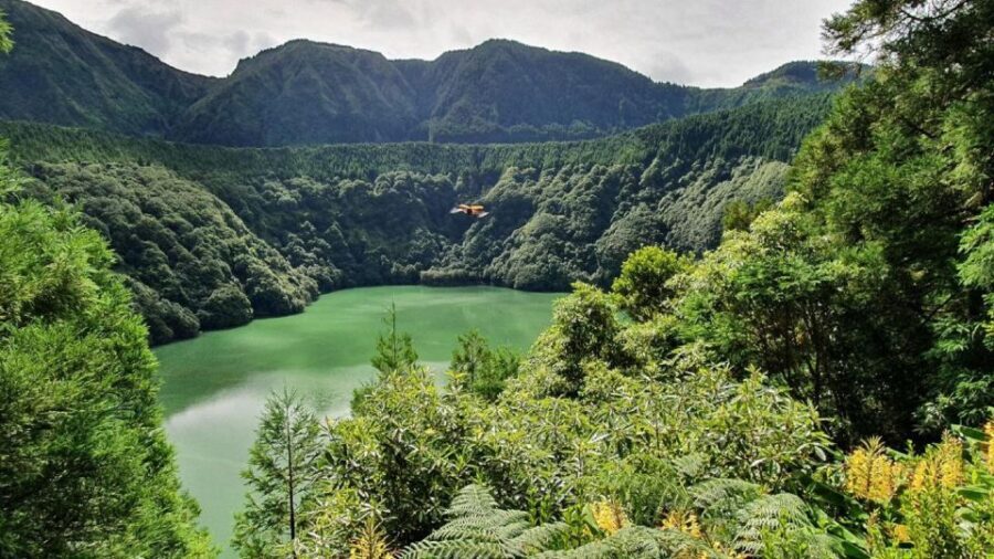 Full day Sete Cidades and Lagoa do Fogo - Exploring Sete Cidades: Vista, Village, and Views
