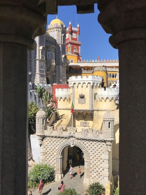 Full Day Tour Sintra - Cascais - Transportation and Group Size