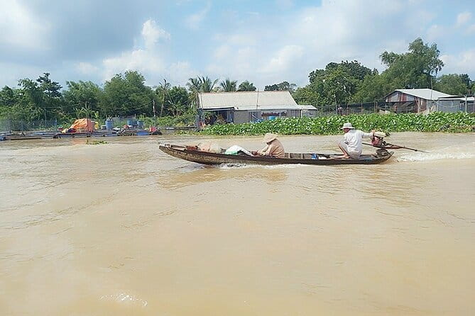Full-Day with Lunch & Pick up to Cu Chi Tunnels and Mekong Delta - Key Points