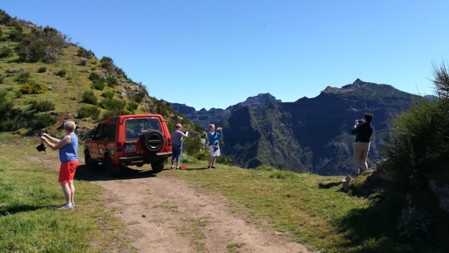 Funchal: Câmara Lobos & Girão Sea Cliff Half-Day Jeep Tour - What Makes This Tour Stand Out