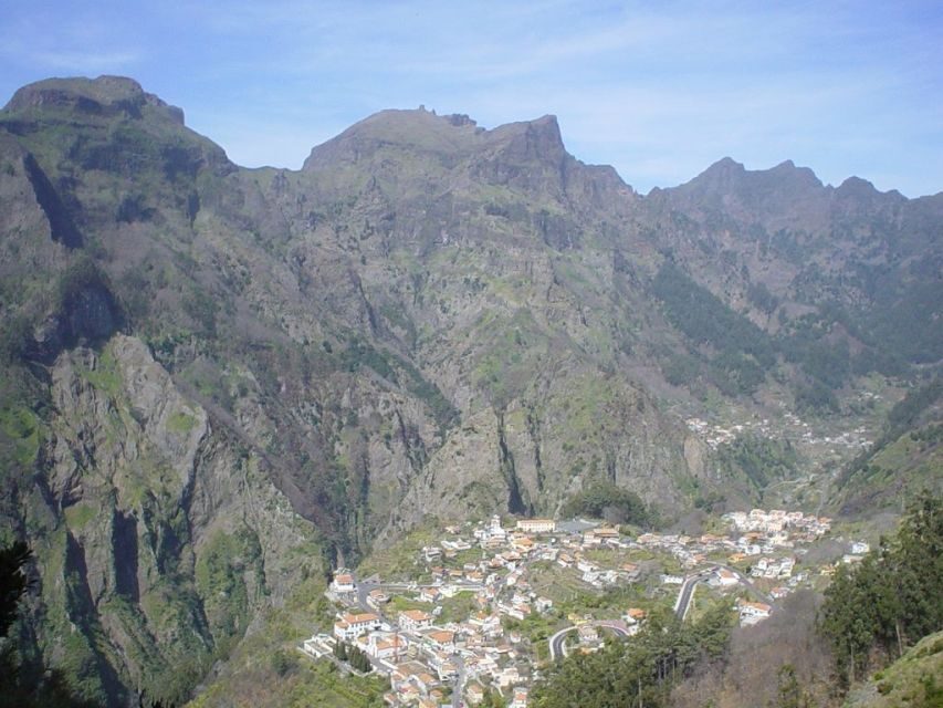 Funchal: Eira do Serrado Nun´s Valley viewpoint tuk tuk Tour - The Sum Up