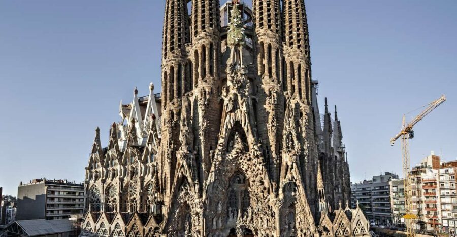 Gaudi's Masterpieces Private Tour in Barcelona - The Overall Experience and Value