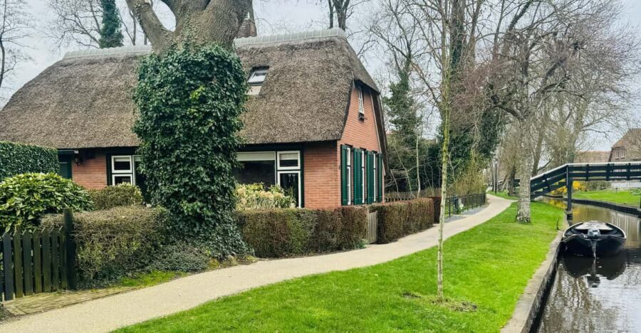 "Giethoorn: Exclusive Private Tour of the Dutch Venice" - Evaluating the Value