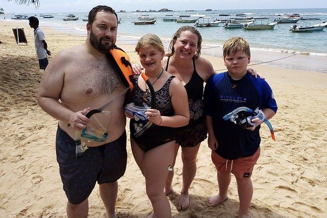 Glass Bottom Boat Tour and Snorkeling Hikkaduwa - Glass Bottom Boat Tour and Snorkeling in Hikkaduwa: A Practical Guide