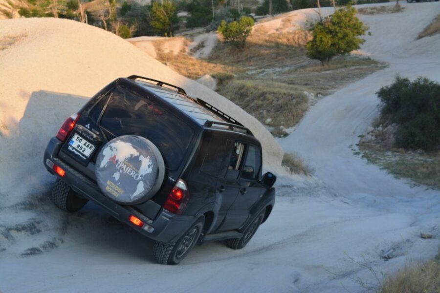 Göreme: Cappadocia Hot-Air Balloon Viewing with SUV - The Landscape and the View